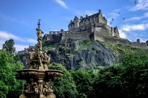 Living in Edinburgh: Everything You Need to Know - Claire's Footsteps